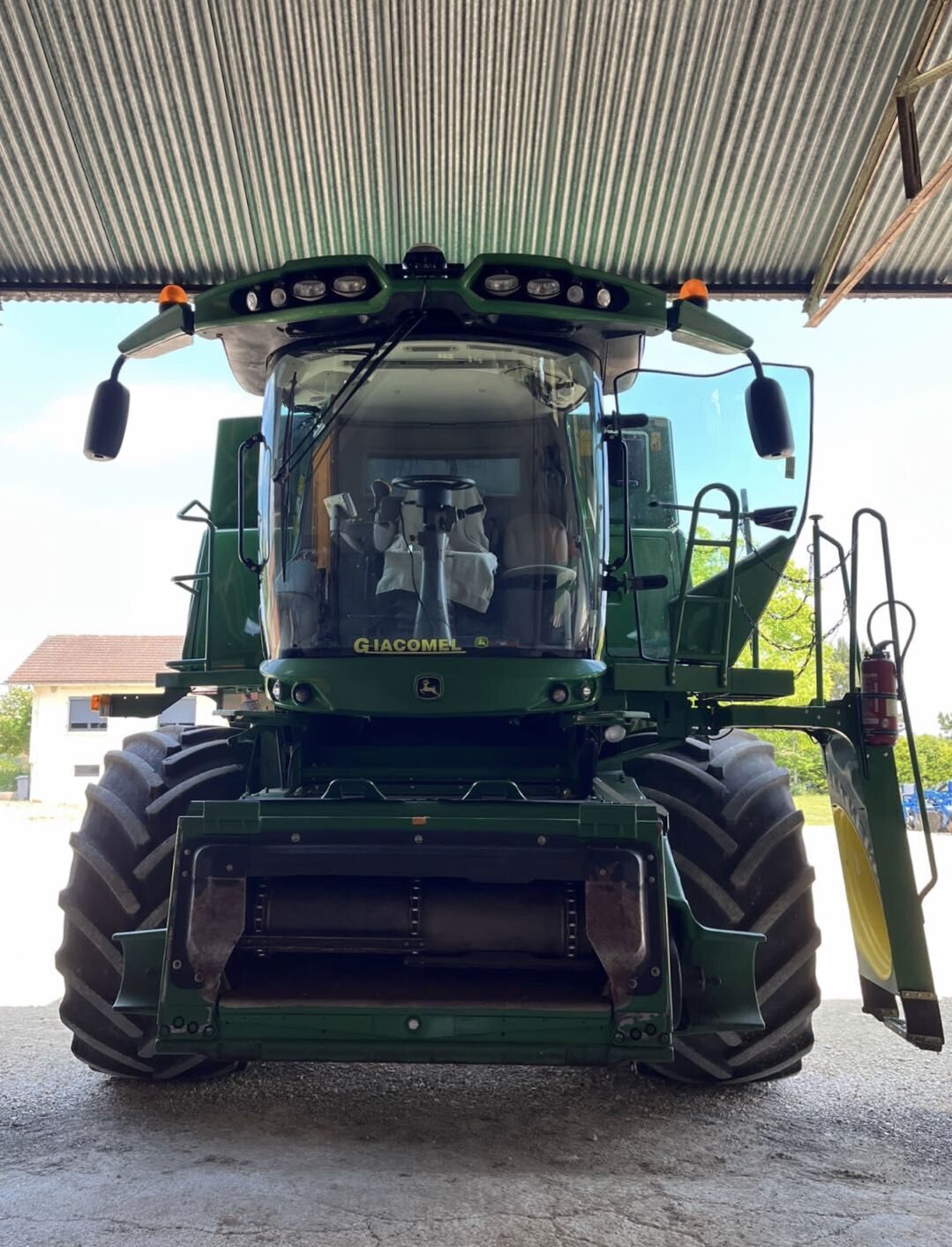 Se anlægget monteret | Agroassist.dk